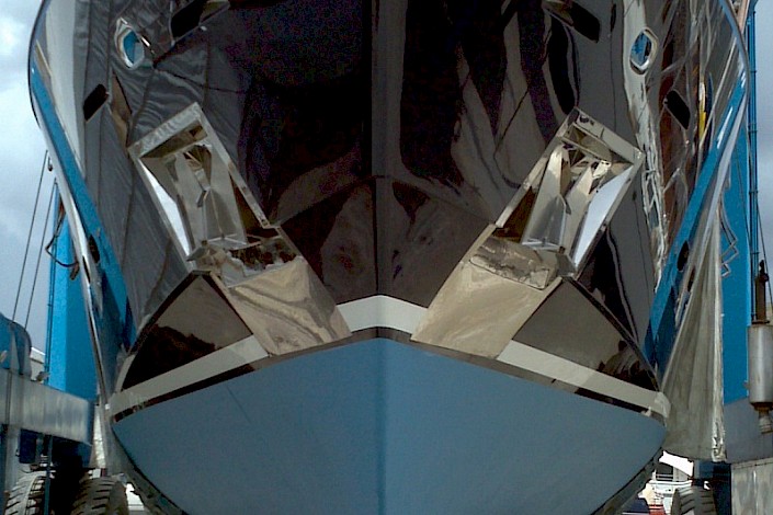 Hull Painting | TMS Technical Marine Service & Consulting